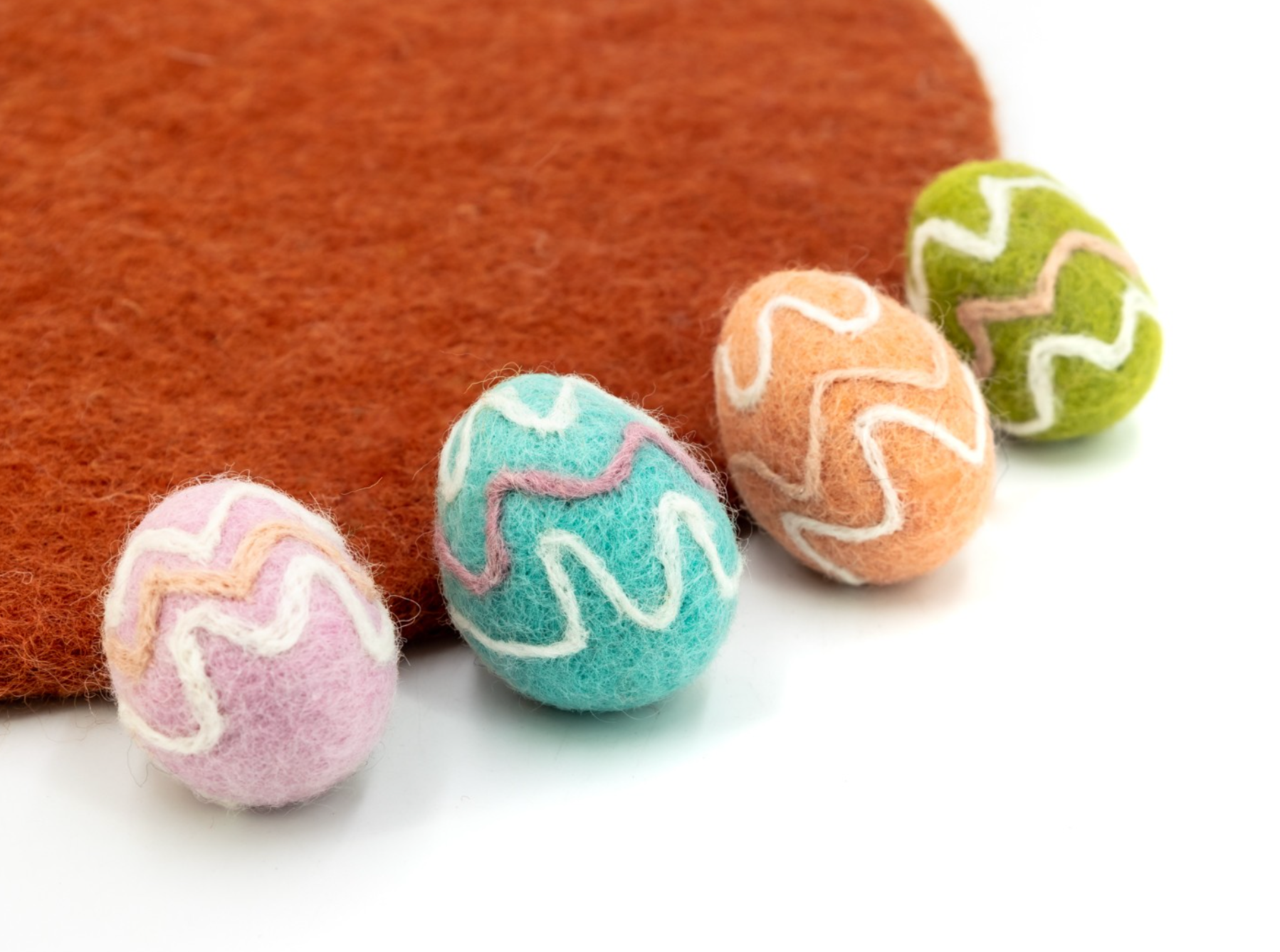 Garland Bar: Felt Zigzag Easter Egg – Makeshift Crafts